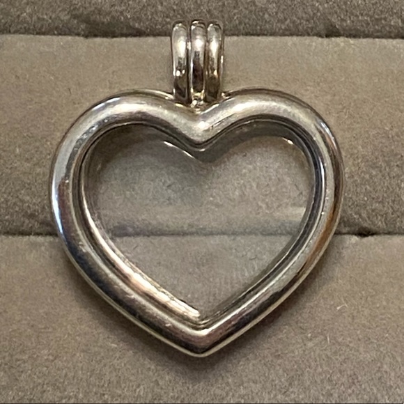 Pandora | Jewelry | Pandora Floating Locket And Heart Petite Charm ...